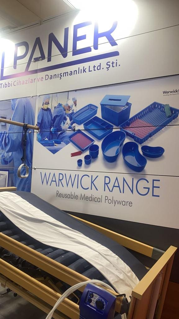 Hakerman representing Warwick SASCo at Expomed Turkey - Warwick SASCo Ltd.